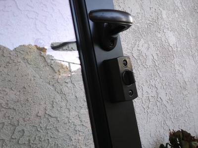 LARSON NuVent 36-in x 81-in Brown Full-view Aluminum Storm Door with ...