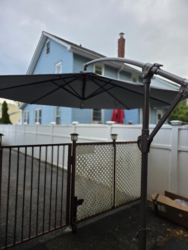 VOUA 10-ft Steel Blue Crank Cantilever Patio Umbrella in the Patio ...