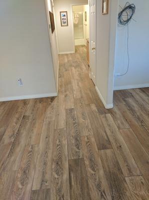 Style Selections Natural Timber Cinnamon 8-in x 48-in Glazed Porcelain ...