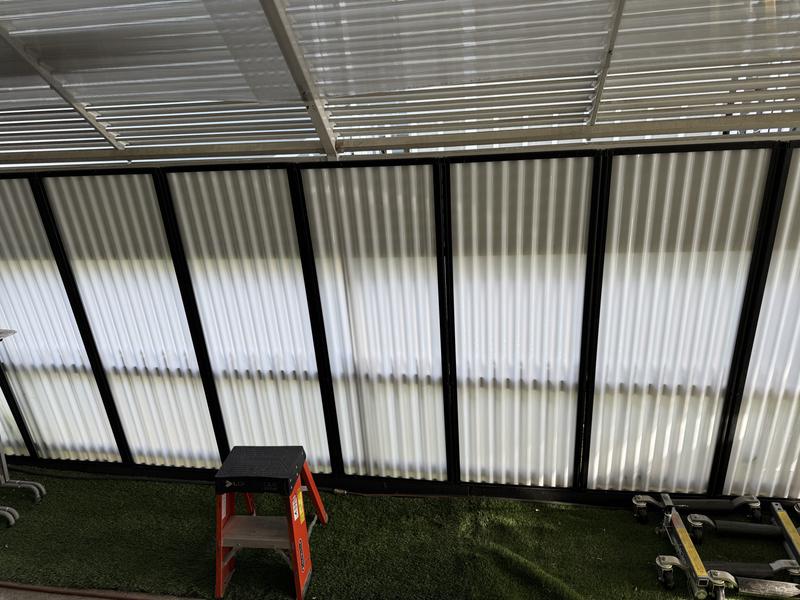 SUNSKY 2-ft x 6-ft Corrugated White Polycarbonate plastic Roof Panel 5 ...