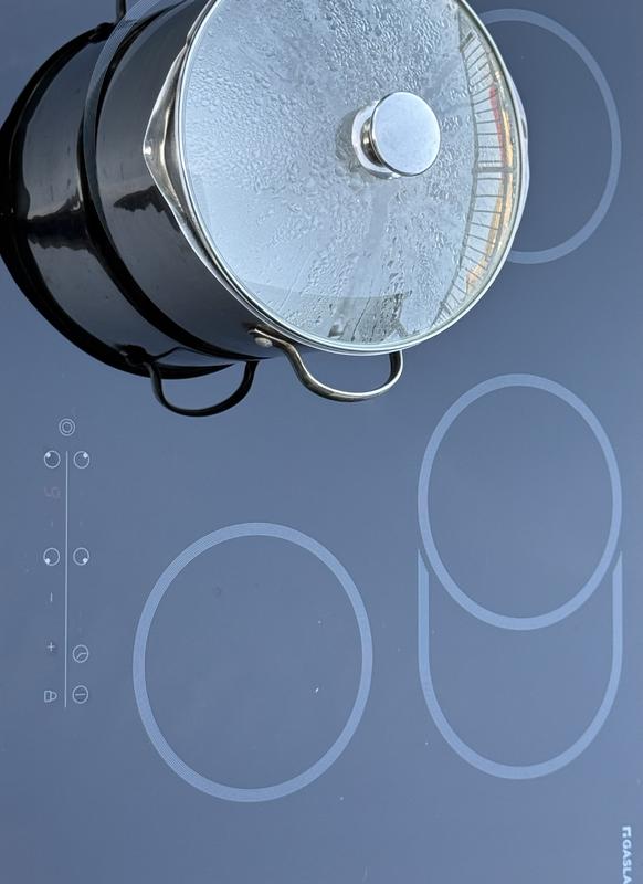 GASLAND 30-in 4 burners Smooth surface Black Electric Cooktop in the ...