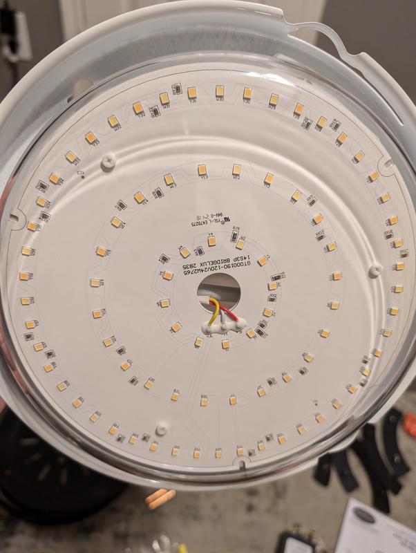 Harbor Breeze Avalyn 52-in Brushed Gold with Matte Black Blades Color ...