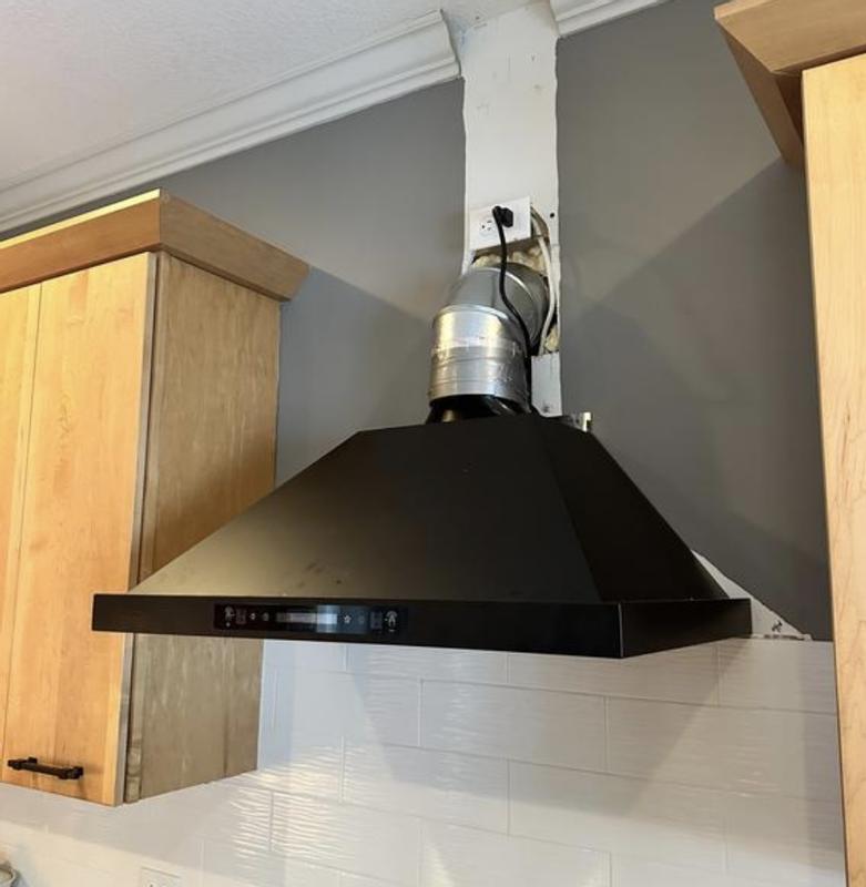 VIKIO 30-in Ducted 900-CFM Black Wall-Mounted Range Hood with Charcoal ...