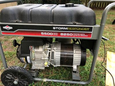 Briggs Stratton 5500 Watt 5500 Watt Gasoline Portable Generator Cord Set Included at Lowes