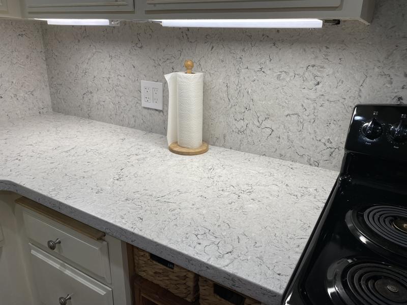 allen + roth Wintertide Quartz Off-white Kitchen Countertop SAMPLE (4 ...
