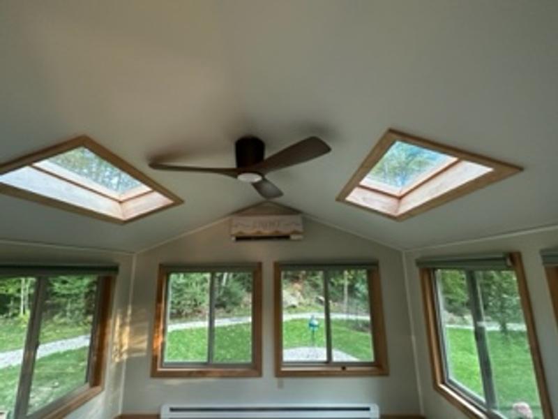 22-1/2-in x 22-1/2-in Fixed Self-flashing Aluminum Skylight with ...