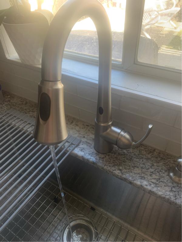 Moen Delaney Spot Resist Stainless Single Handle Touchless Pull-down ...