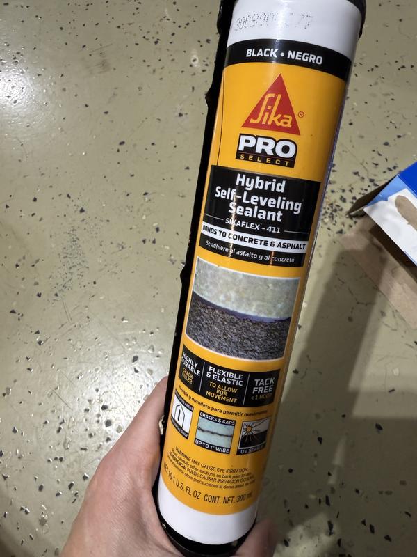 Sika Hybrid Self-Leveling Sealant Fast Setting 10.1 -fl oz Mortar Concrete Crack repair in the ...