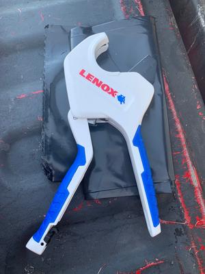 LENOX 1-5/8-in PVC Cutter LXHT80822 at Lowes.com
