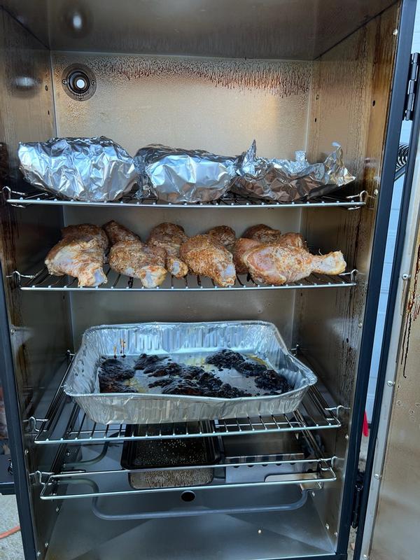 Master Forge 531-Sq in Black Electric Smoker EBS24031L at Lowes.com