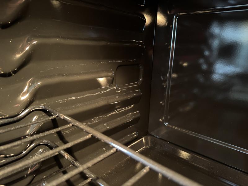 GE 27-in Smart Single Electric Wall Oven Self-cleaning (White ...
