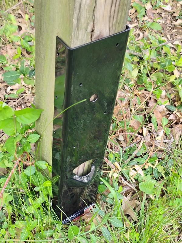 Simpson Strong-Tie E-Z Mender 28-in x 28-in Powder Coating, Black Steel ...