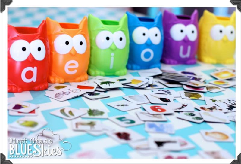 Learning Resources Vowel Owls Sorting Set