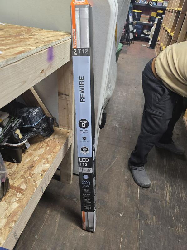 SYLVANIA 40 -Watt EQ T12 Bright white Medium bi-pin base G13 LED Tube ...