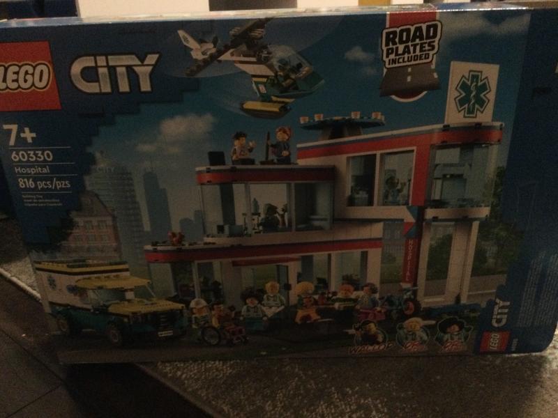 LEGO® City Hospital, 816 Pieces - Macy's