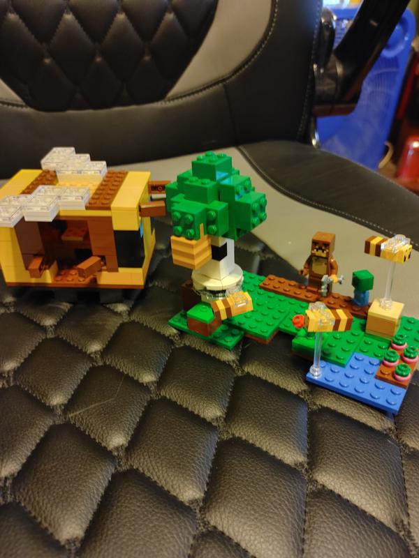 LEGO® Minecraft The Bee Cottage 21241 Toy Building Set with Honey Bear ...