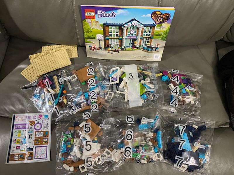 LEGO® Heart lake City School 605 Pieces Toy Set - Macy's