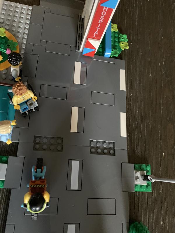 LEGO® City Hospital, 816 Pieces - Macy's