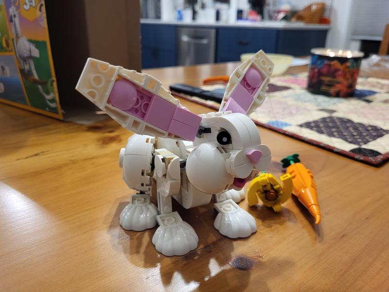 LEGO Creator White Rabbit, 258 pieces | Petco