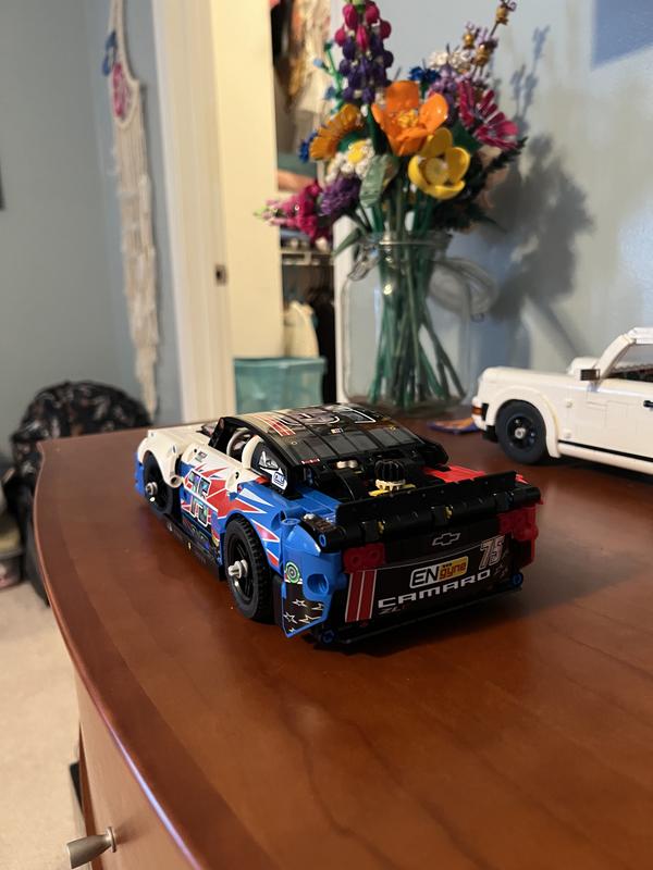 LEGO® Technic 42153 NASCAR Next Gen Chevrolet Camaro ZL1 Toy Vehicle ...