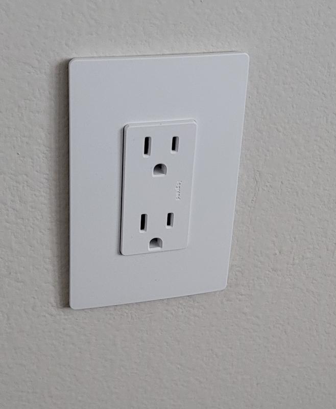 Legrand radiant Outlet Relocation Kit with 15-Amp 125-volt Tamper ...