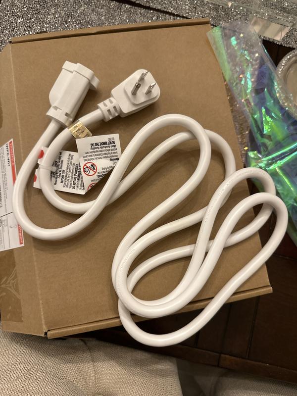 Legrand radiant Outlet Relocation Kit with 15-Amp 125-volt Tamper ...