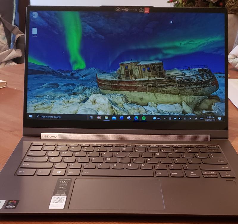 Lenovo Yoga C940 14” Touchscreen 2 in 1 Laptops | Lenovo CA Lenovo Yoga C940 14” Touchscreen 2 in 1 Laptops | Lenovo CA