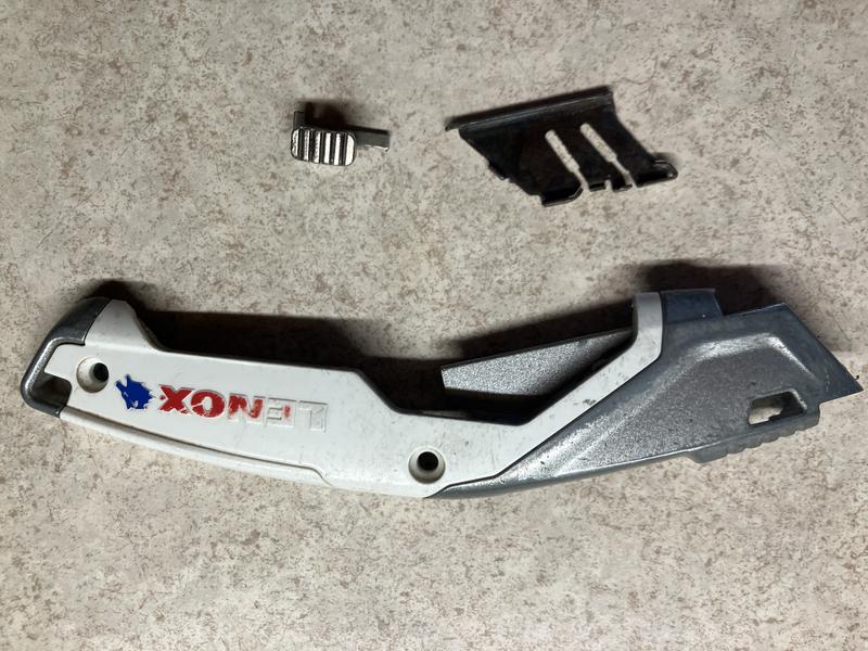LENOX 3/4-in 3-Blade Retractable Box Cutter Utility Knife with On Tool ...