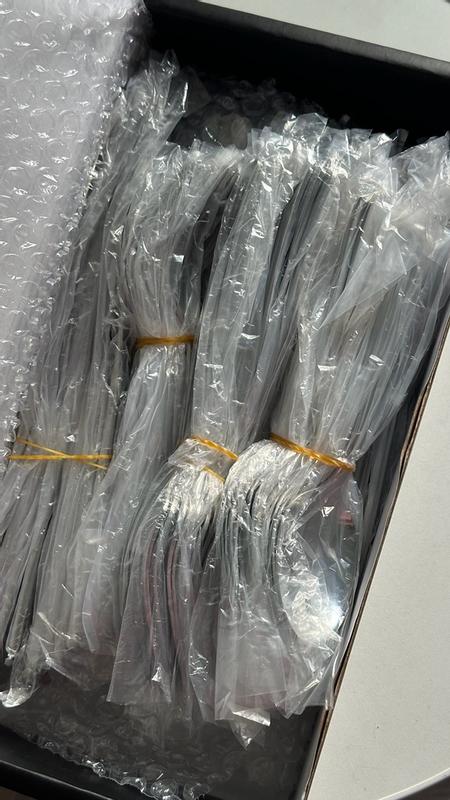 Oneida Avery 90-Pieces Polished Modern Flatware H083090A at Lowes.com