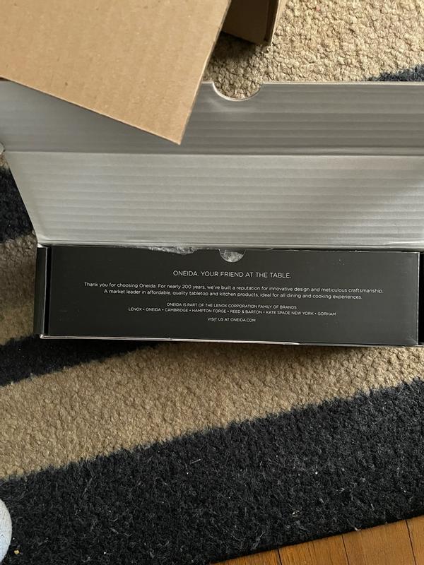 Oneida Chef's Table 20-Pieces Polished Modern Flatware H016020A at ...