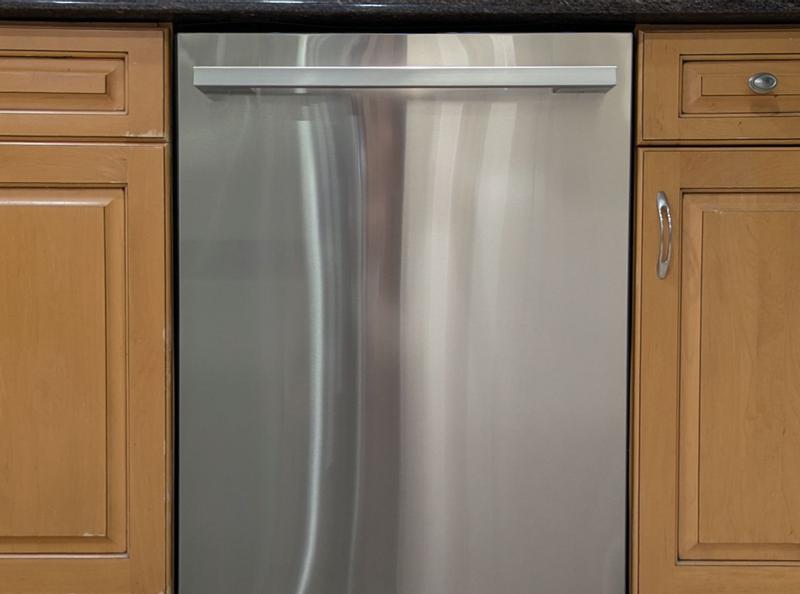 LG FlushFit 24-in Top Control Built-in Dishwasher ( Printproof ...
