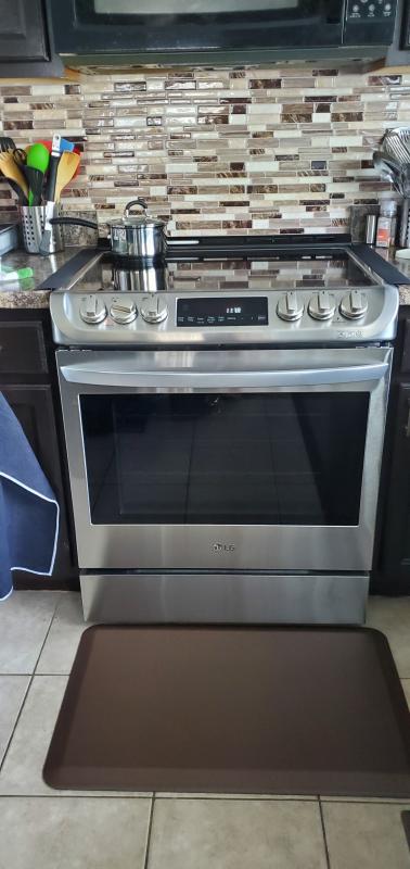 LG LSE4613ST 6.3 cu. ft. Electric Slide-in Range w/ ProBake Convection ...