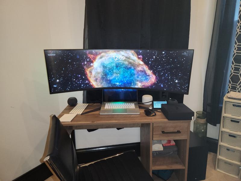 LG UltraGear™ 49 inch 240Hz Curved Gaming Monitor - 49GR85DC LG UltraGear™ 49 inch 240Hz Curved Gaming Monitor - 49GR85DC