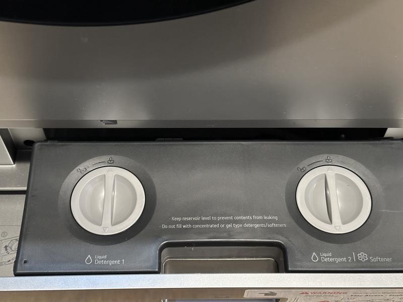 LG SIGNATURE High Efficiency Stackable Large ( 5.8-cu ft ) Front Load ...