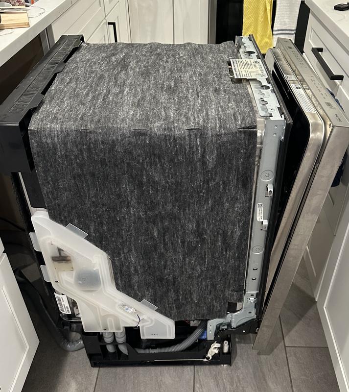 LG 24-in Top Control Built-in Dishwasher ( Black Stainless Steel ) With ...