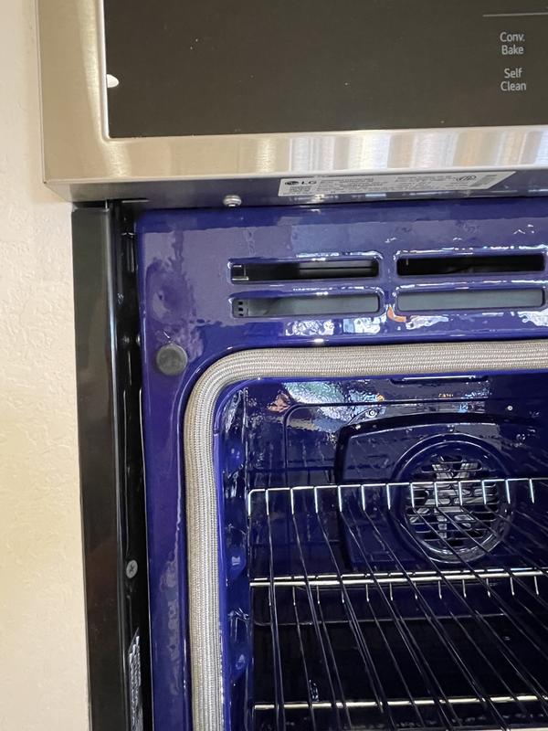 LG 30-in Smart Double Electric Wall Oven with Air Fry Single-fan and ...