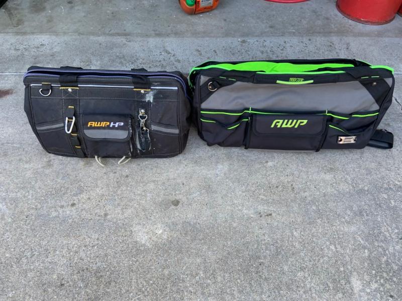 AWP Black Polyester 22-in Zippered Tool Bag 1L-2222-TJ at Lowes.com