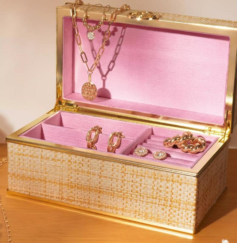 Where can i get jewelry boxes store