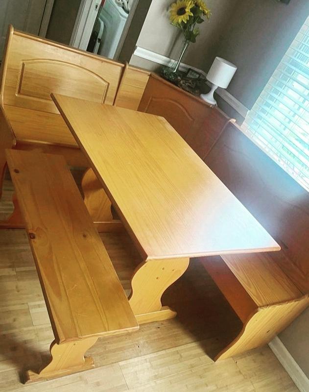 Linon Chelsea Honey Corner Dining Bench at Lowes.com