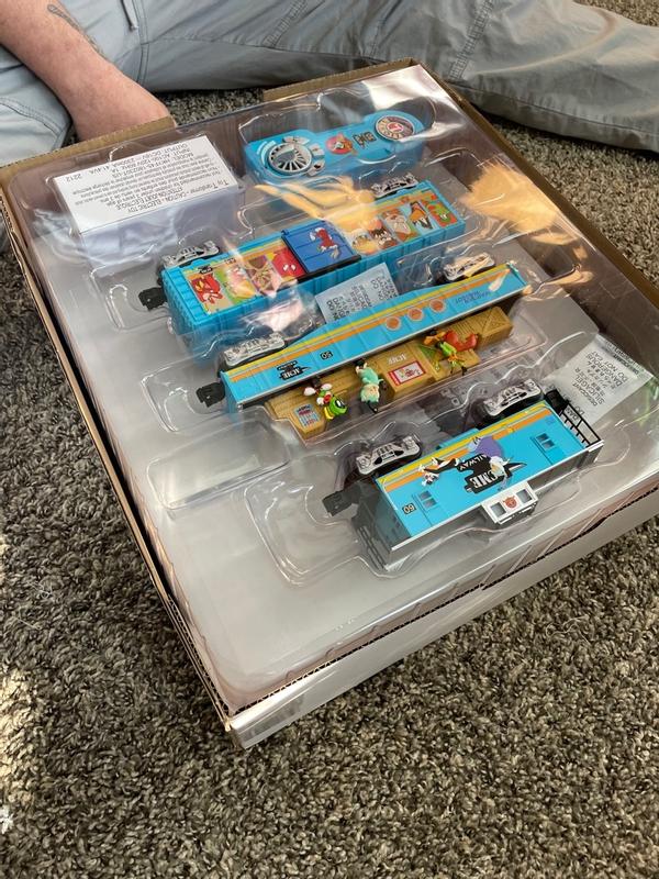 Lionel Warner Bros. Looney Tunes LionChief Bluetooth 5.0 Freight Set ...