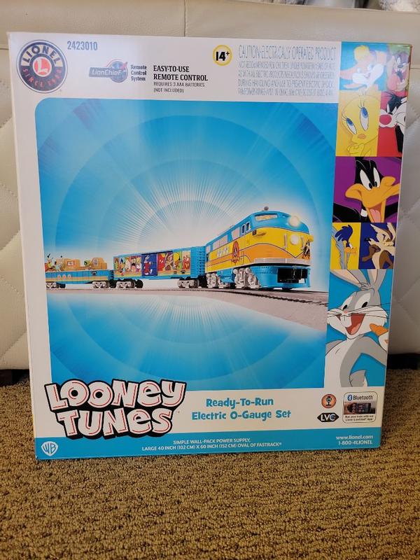 Lionel Warner Bros. Looney Tunes LionChief Bluetooth 5.0 Freight Set ...