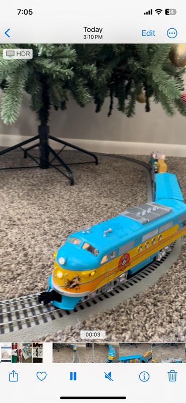 Lionel Warner Bros. Looney Tunes LionChief Bluetooth 5.0 Freight Set ...