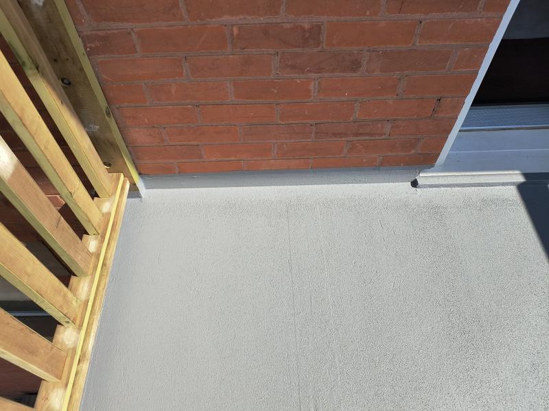 Liquid Rubber Polyurethane Deck Coating Smooth Misty Gray Flat Exterior ...