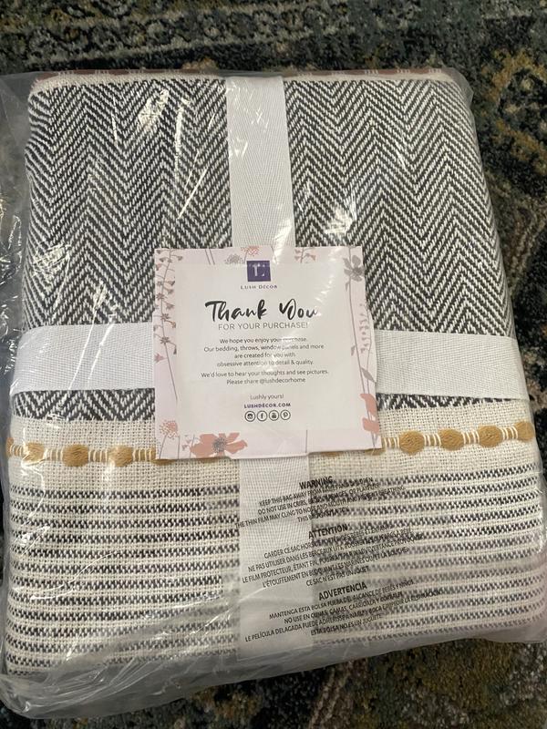 Lush Decor Black Stripe Full/Queen Quilt Cotton 21T011648 at Lowes.com