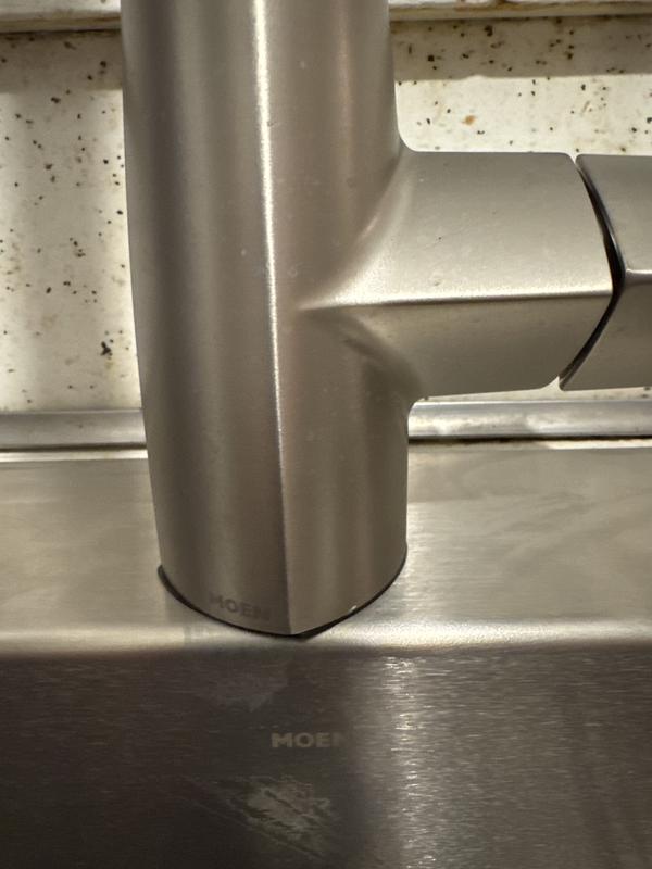 Moen Maureen Chrome Single Handle Pull-down Kitchen Faucet with Sprayer ...
