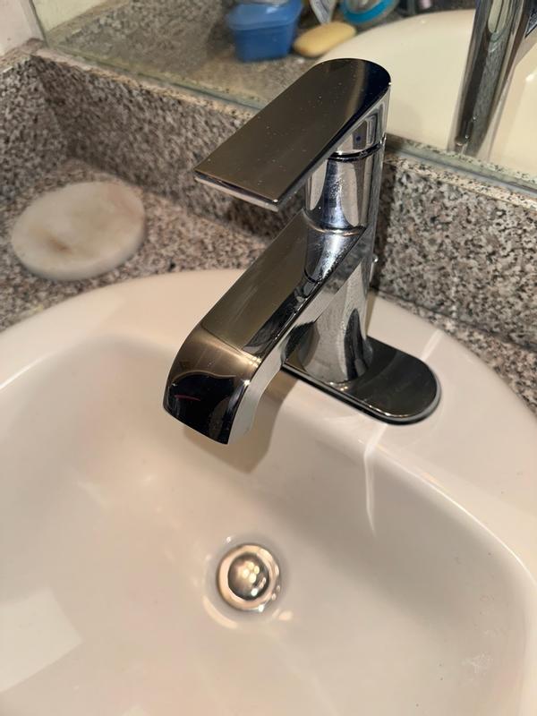 Moen Genta LX Chrome Single hole 1-handle WaterSense Mid-arc ...