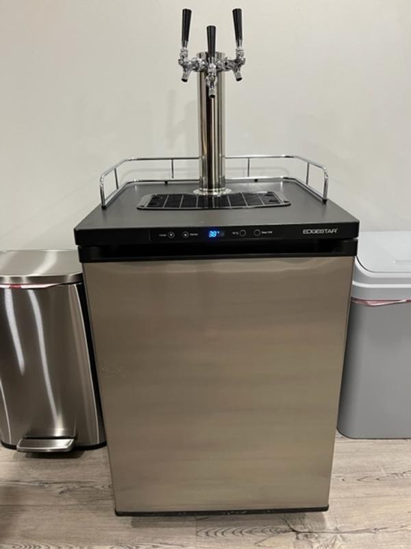 EdgeStar Triple Tap Half-barrel Keg Stainless Steel Digital ...