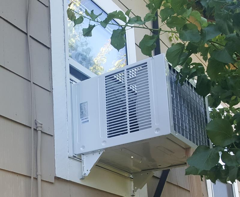DURASTAR Extra Large Room Window Air Conditioner with Heater, Remote ...