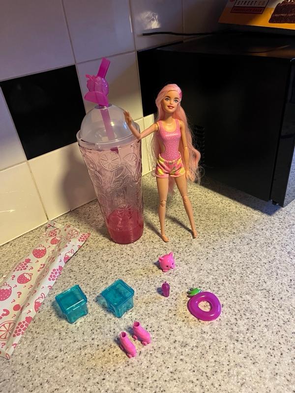 Barbie Pop Reveal Fruit Series Strawberry Lemonade Doll, 8 Surprises ...
