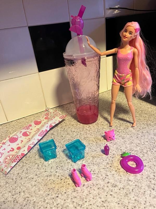 Barbie Pop Reveal Fruit Series Strawberry Lemonade Doll, 8 Surprises ...